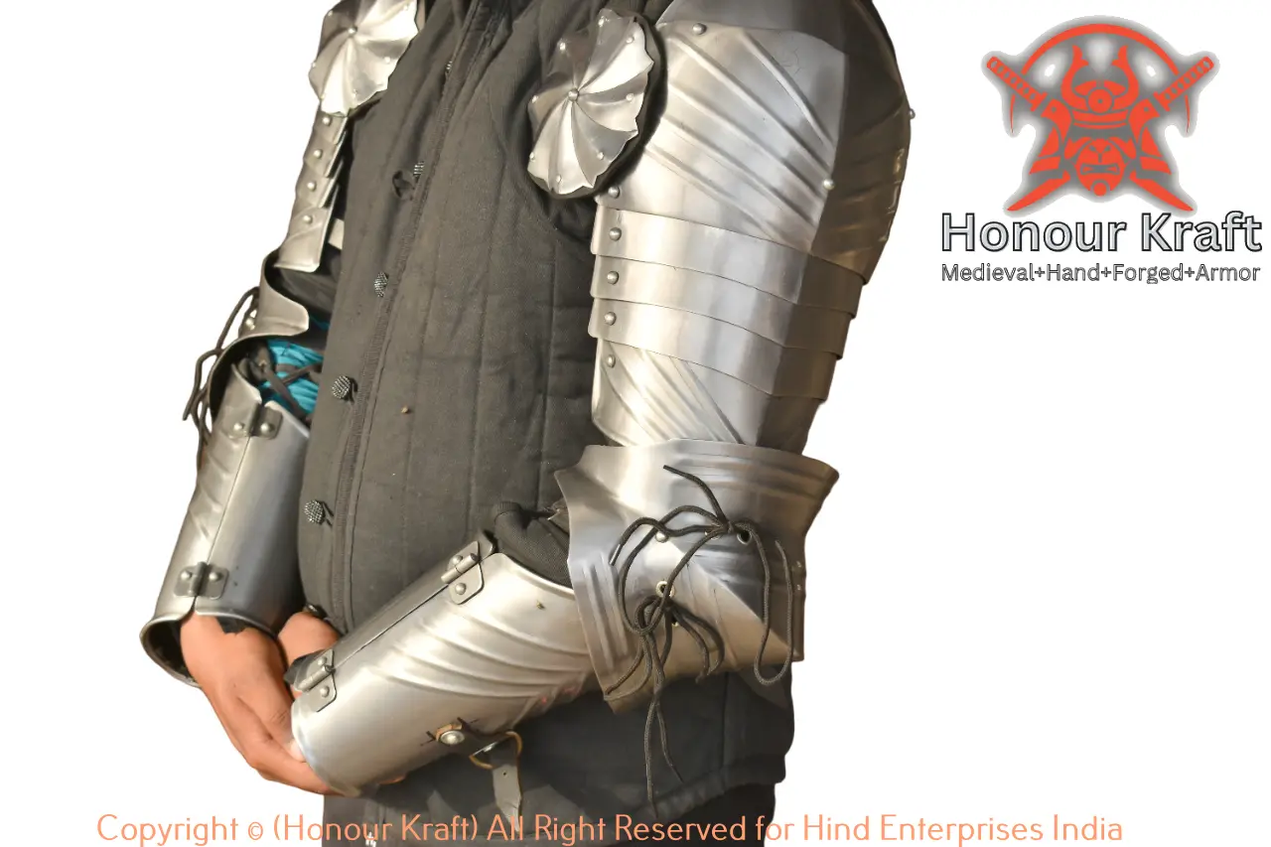Gothic Arms Armor — Honour Kraft