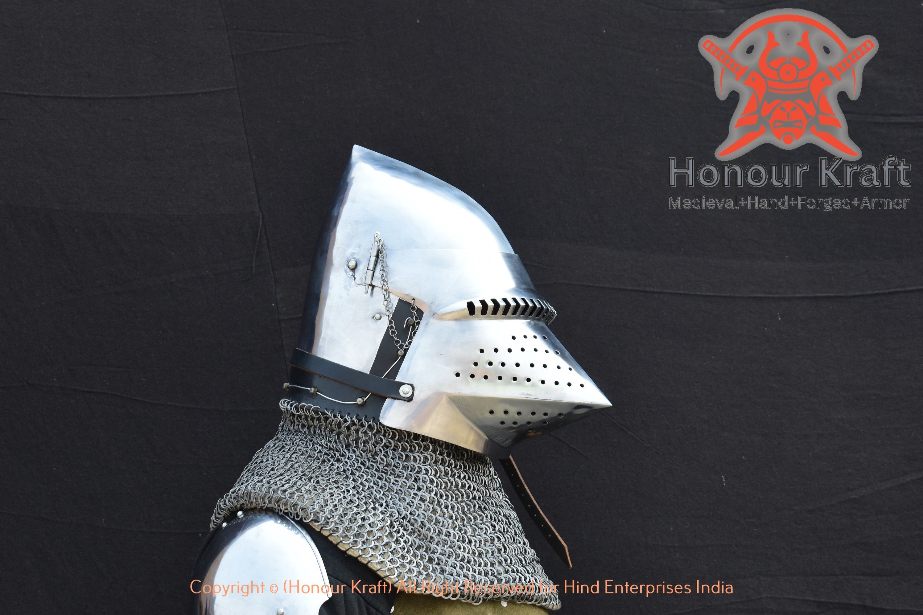 Houndskull pig -face bascinet Helmet type-2 — Honour Kraft