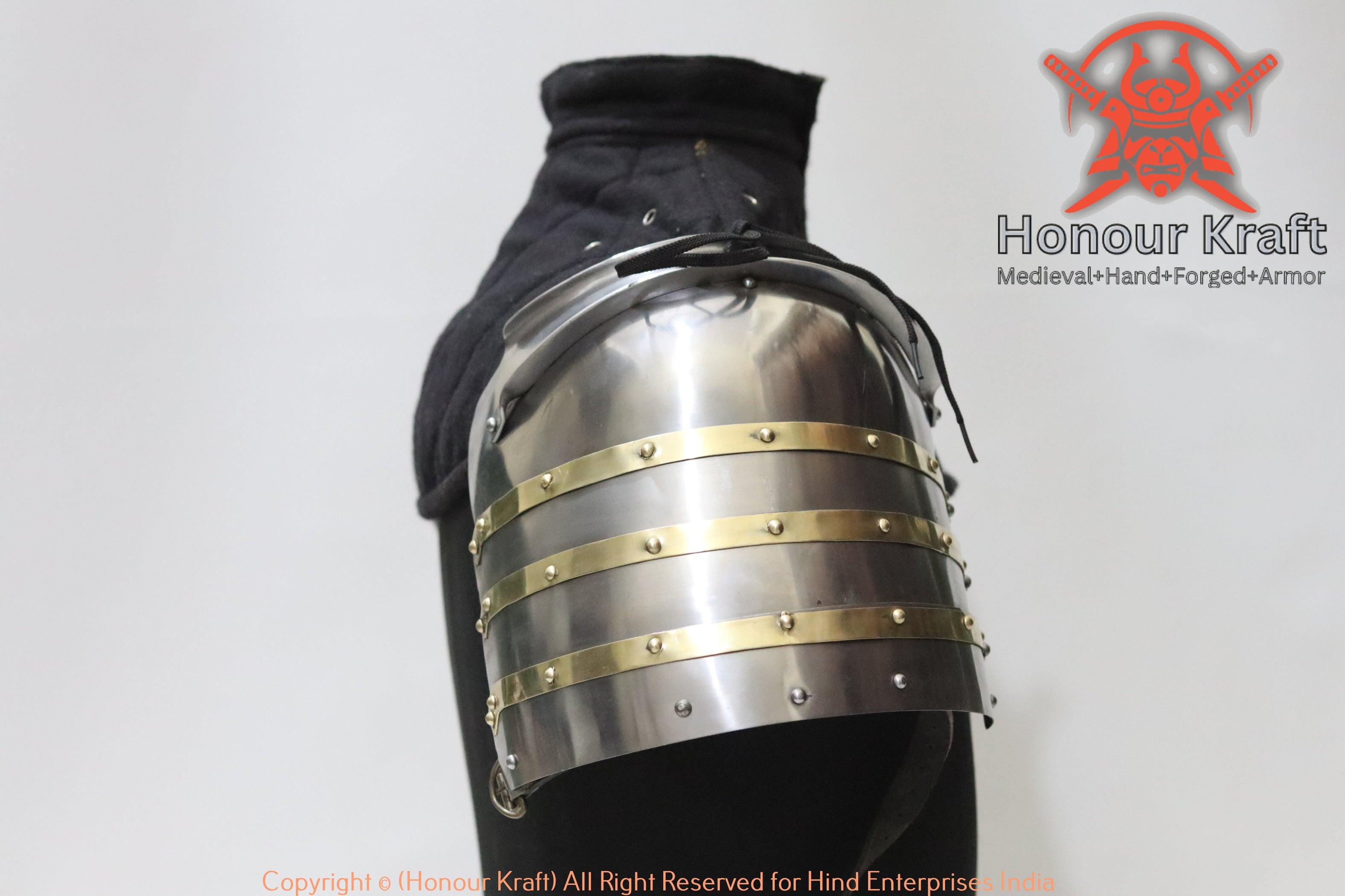 15th century Italian pauldron shoulder armor combat pair — Honour Kraft