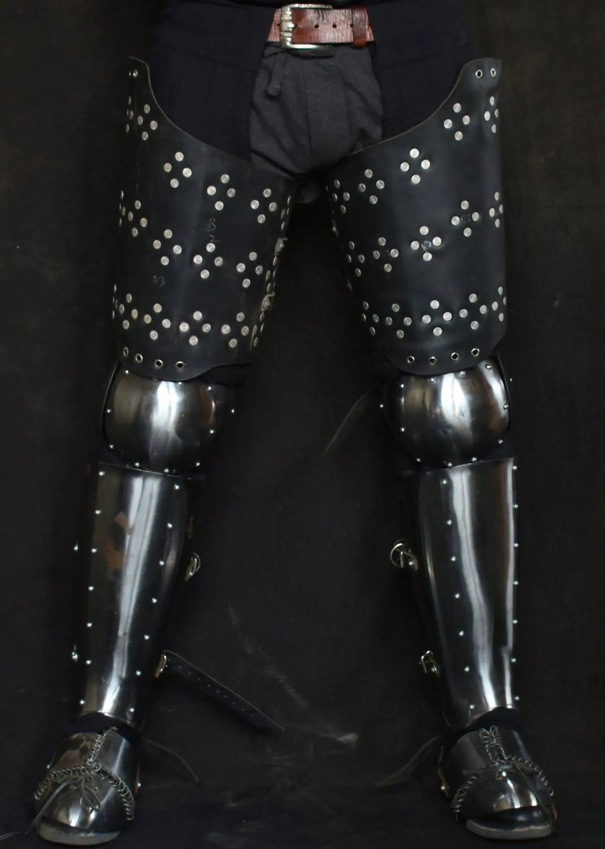 Splinted Legs Armor for Buhurt Combat | HMB ACL Medieval Armor — Honour ...