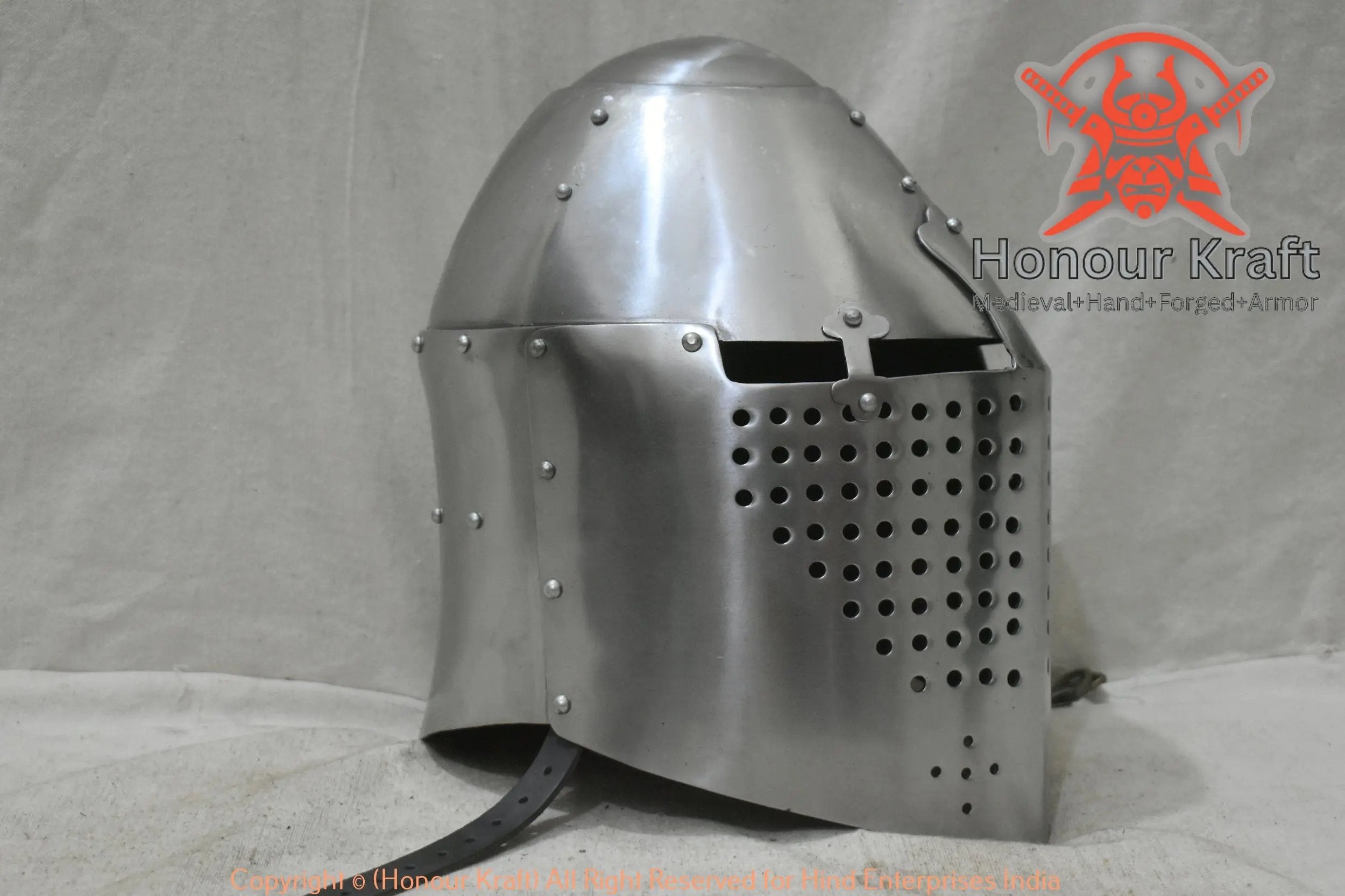 Topfhelm Helmet for Buhurt Combat T-1 — Honour Kraft